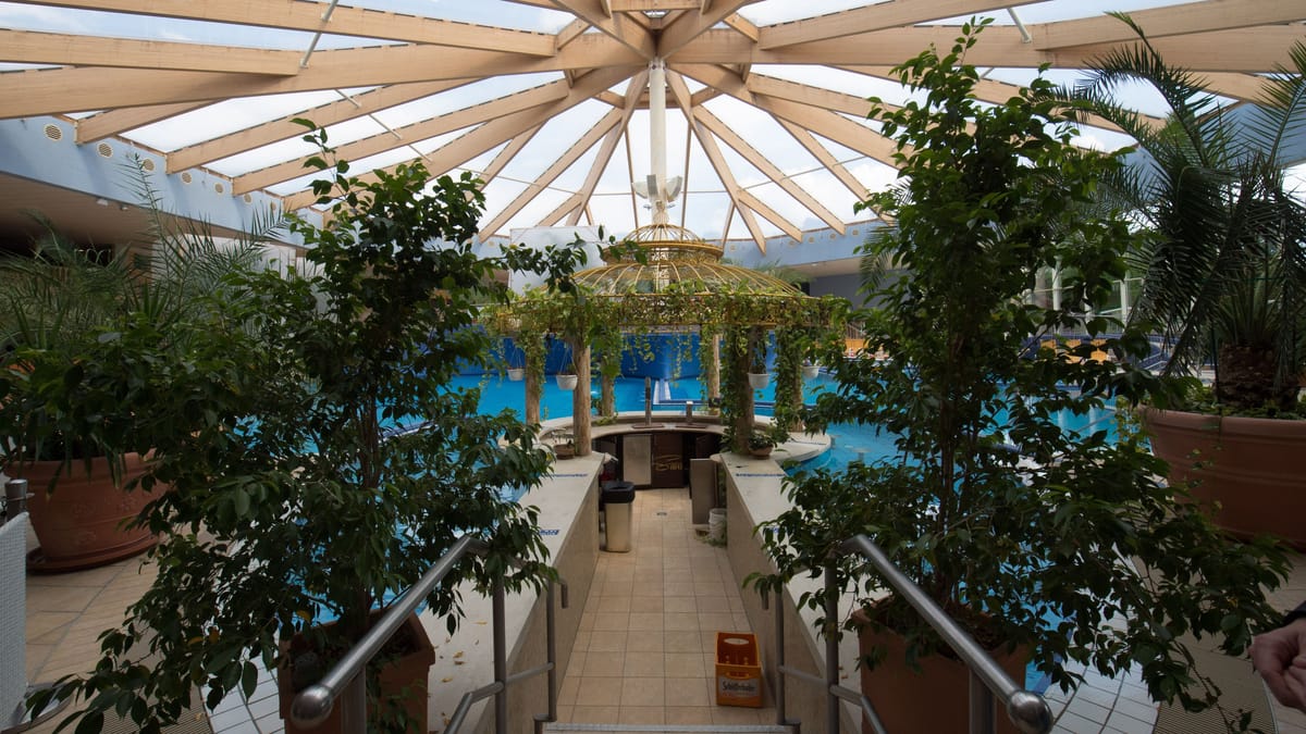 Wellness-Ausflug: Diese Therme bei Berlin hat ein besonderes Bad