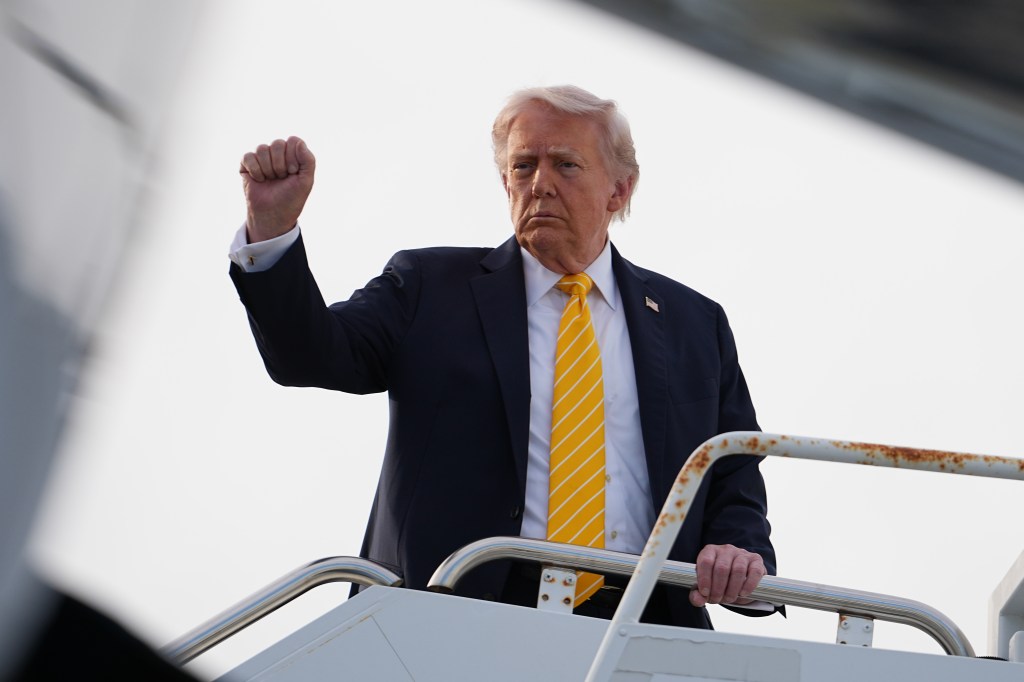 Eric Trump unveils logo for Donald J Trump International Airport