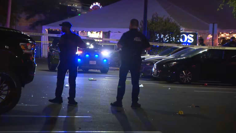 5 hurt in stabbing, shooting at shopping center in Laurel: Police
