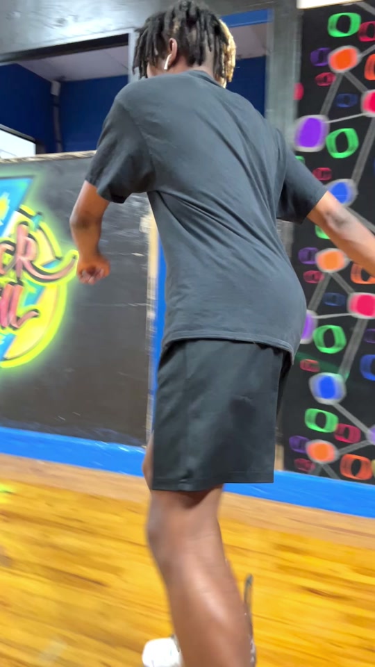 Throwback rollerblade session with MB hits different