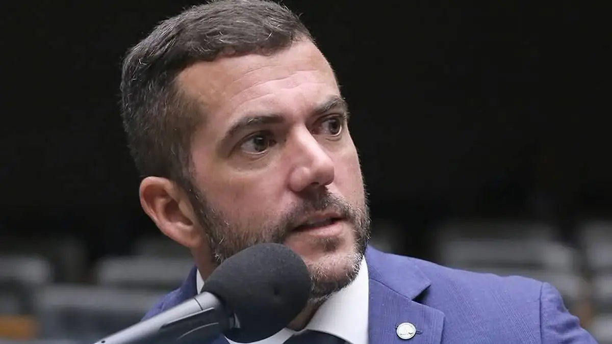 Deputada bolsonarista dispara contra PEC do fim da escala 6x1: "Abram o ...
