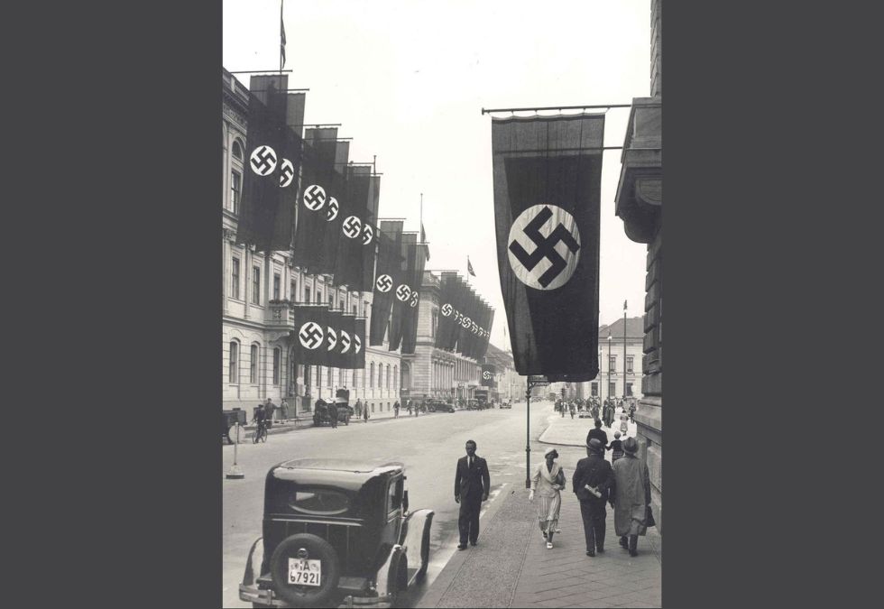 15 rare photos from 1936 show life on the brink of World War II