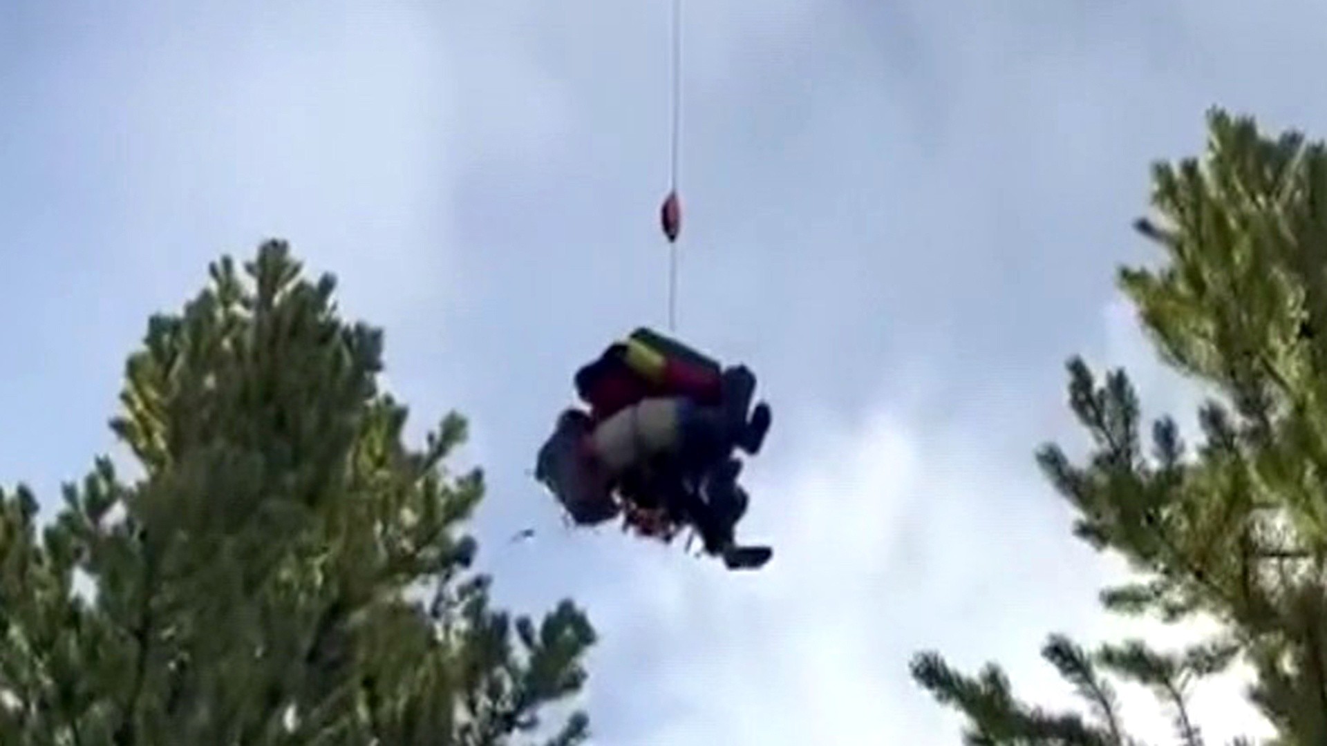 Two hikers hurt after bear attack in Yellowstone National Park