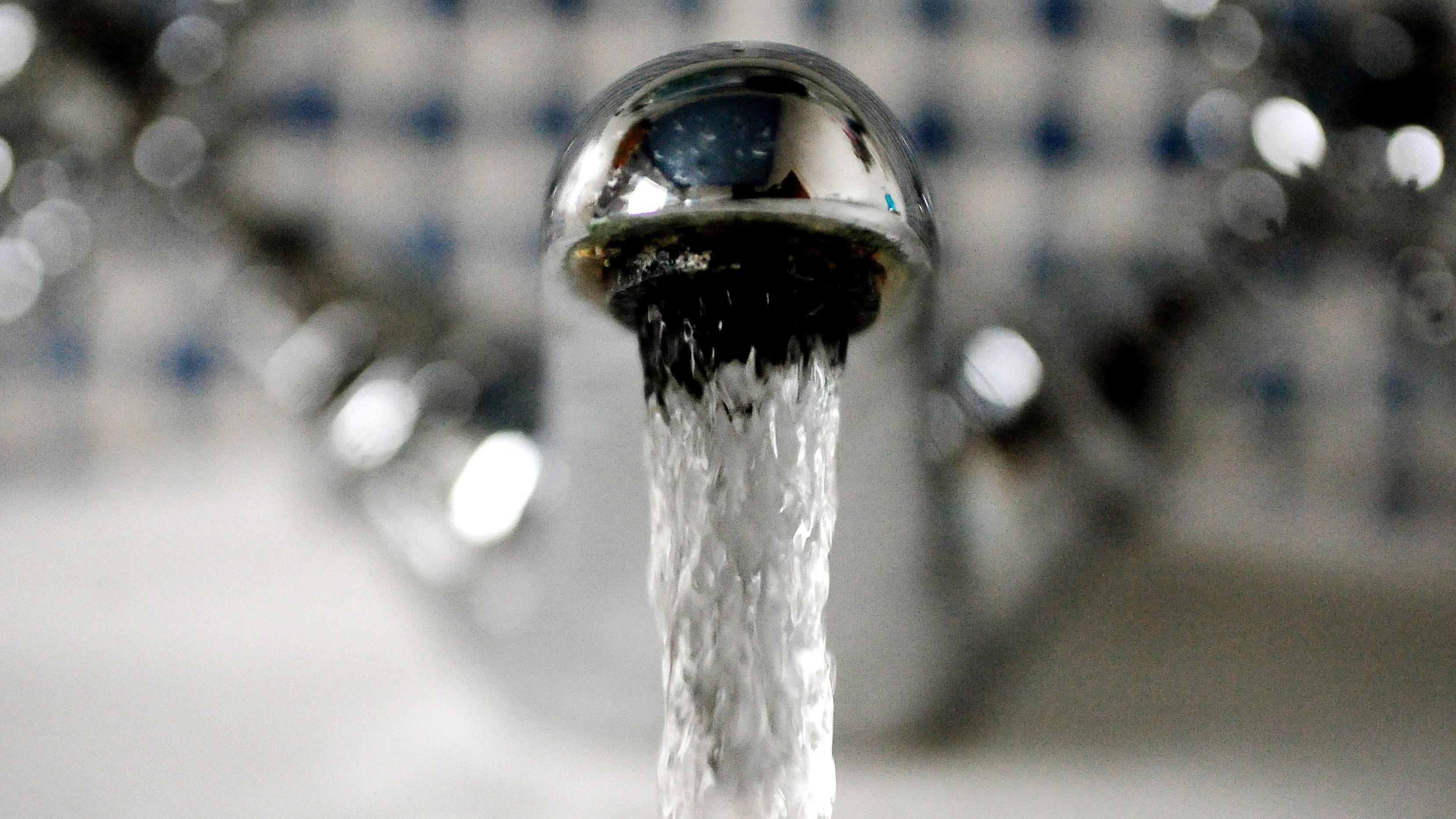 Children's drinking water 'out of reach' at pre-school