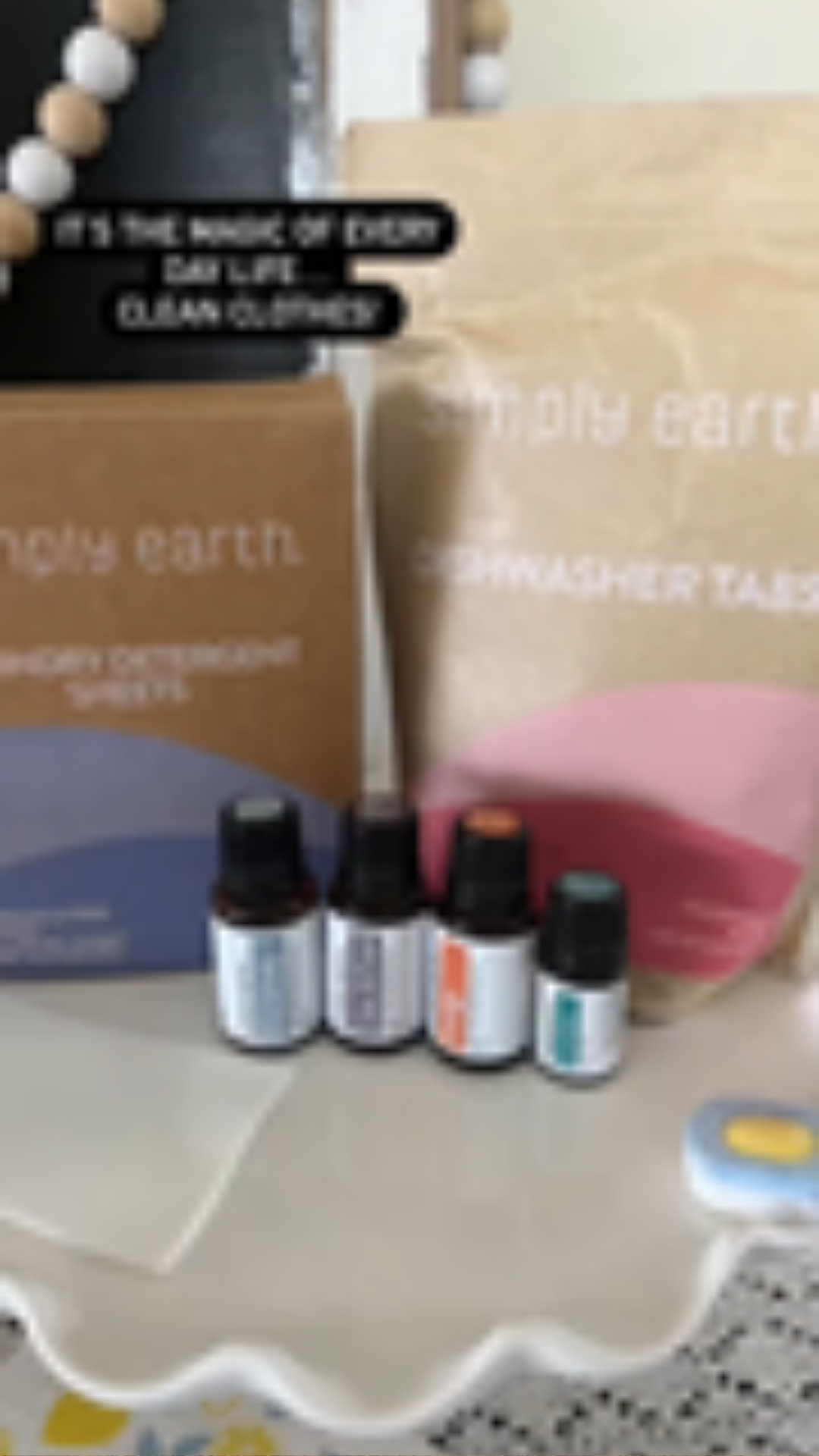 Laundry detergent sheets with essential oils hack