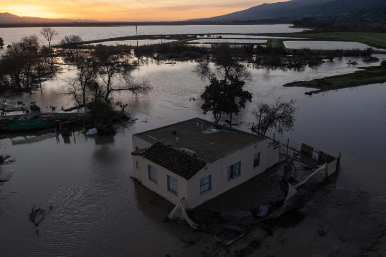 How a “super El Niño” could create record-breaking warming
