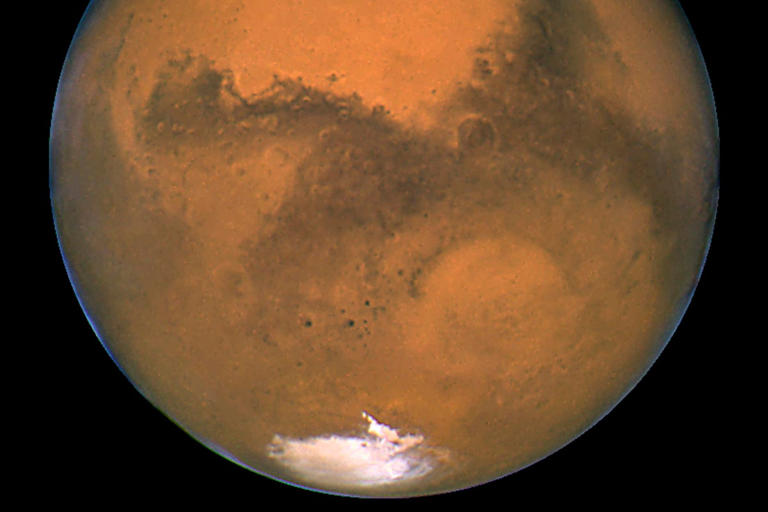 New shortcut found to Mars that could cut travel time by half