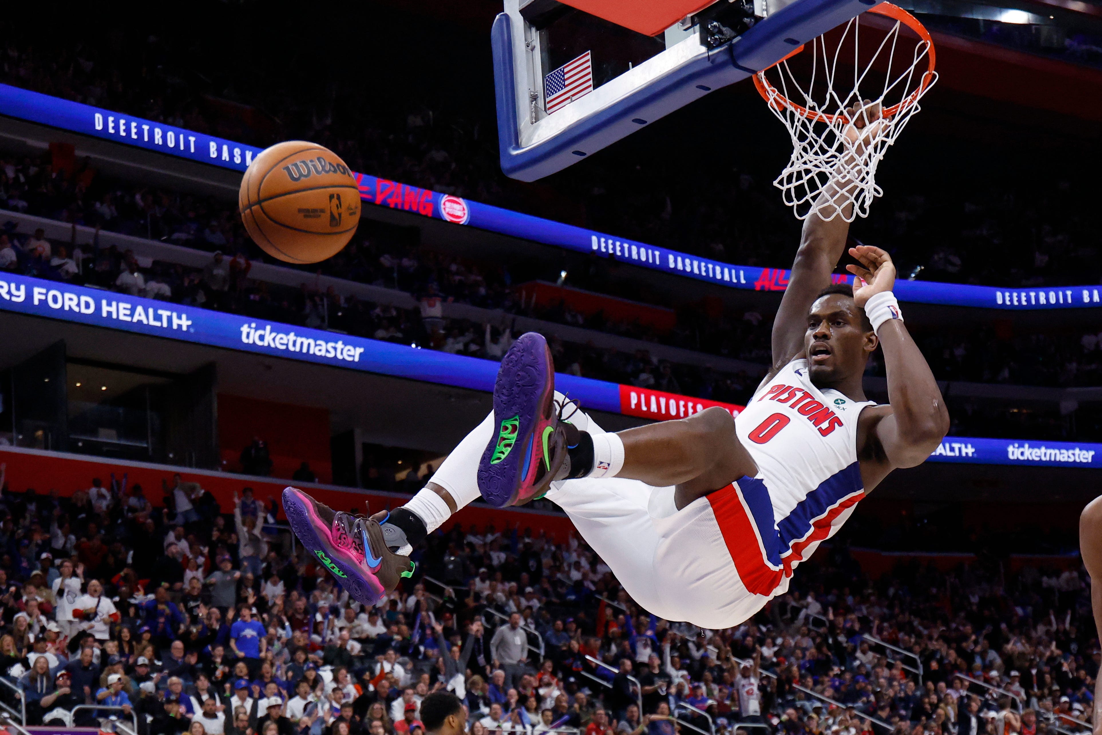 Pistons win battle at the rim led by Jalen Duren to win Game 1 vs Cavs