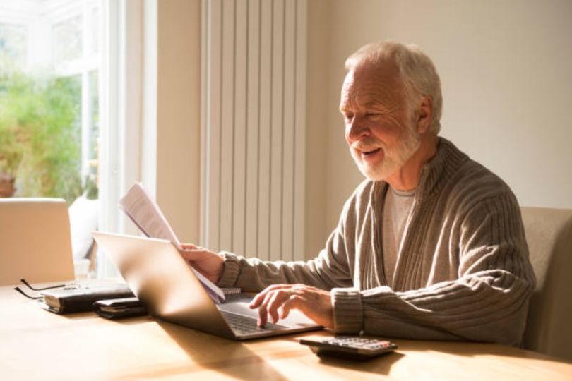 DWP sending state pensioners bumper £5,959 on top of their regular payments