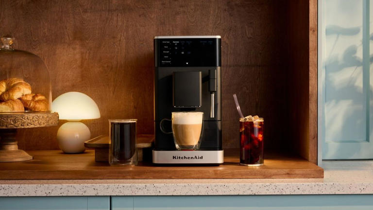 KitchenAid’s new compact espresso machine delivers café-quality coffee ...