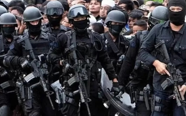 Terafiliasi ISIS dan JAD, Densus 88 Antiteror Polri tangkap 8 terduga ...