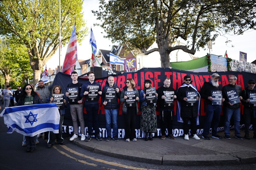 New 100-strong Met unit set up to protect Jewish people in London