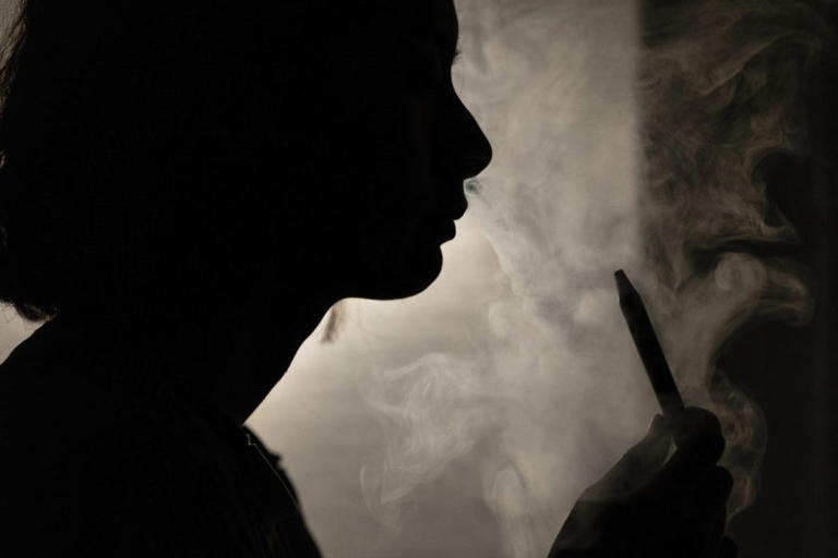 FDA approves some flavored vapes after reports of Trump pressure