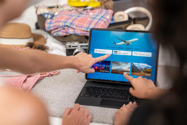 Holidaymakers told to book package trips for better cancellation protection
