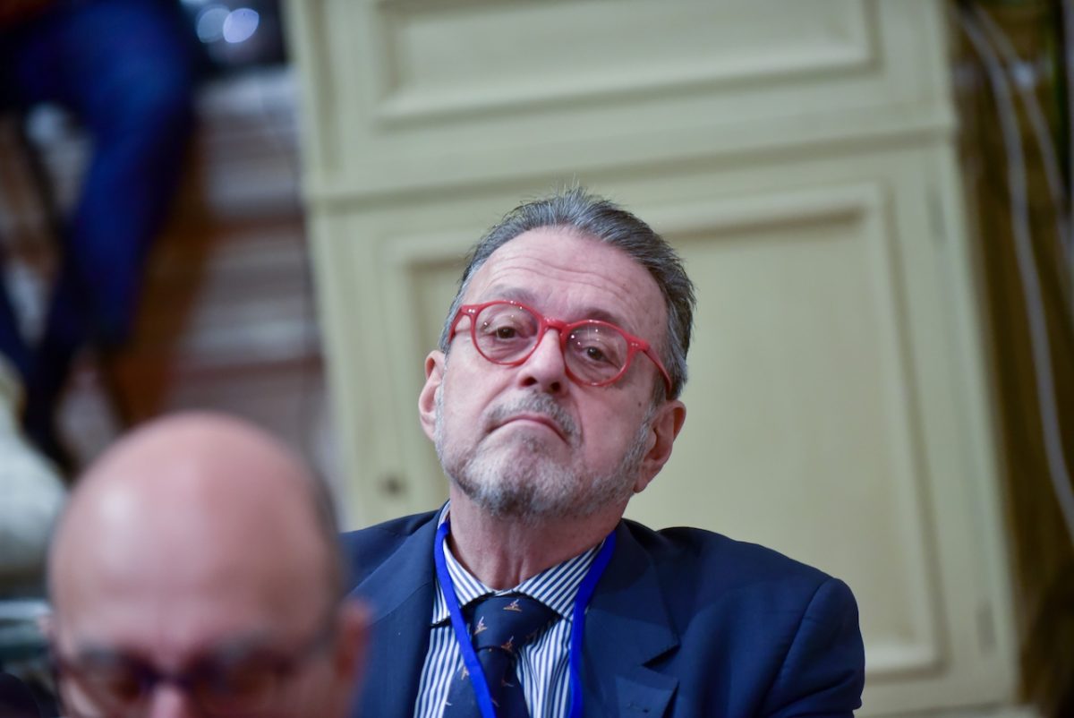 Sirene Mediaset per Fiorello, un nuovo socio al Canottieri Aniene e le ...