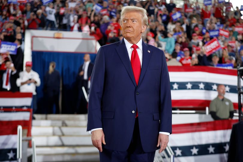 Dick Cheney's doctor calls for Donald Trump to have key health check