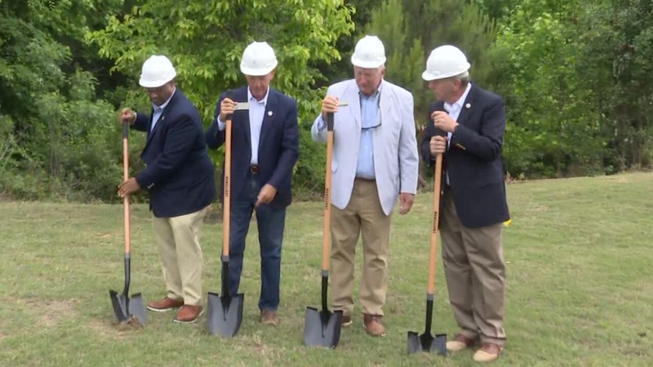 Groundbreaking ceremony held for new trailhead, walking bridge on ...