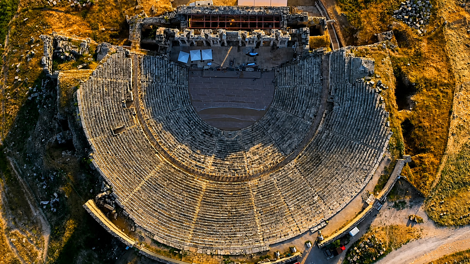 A theater built for voices without technology