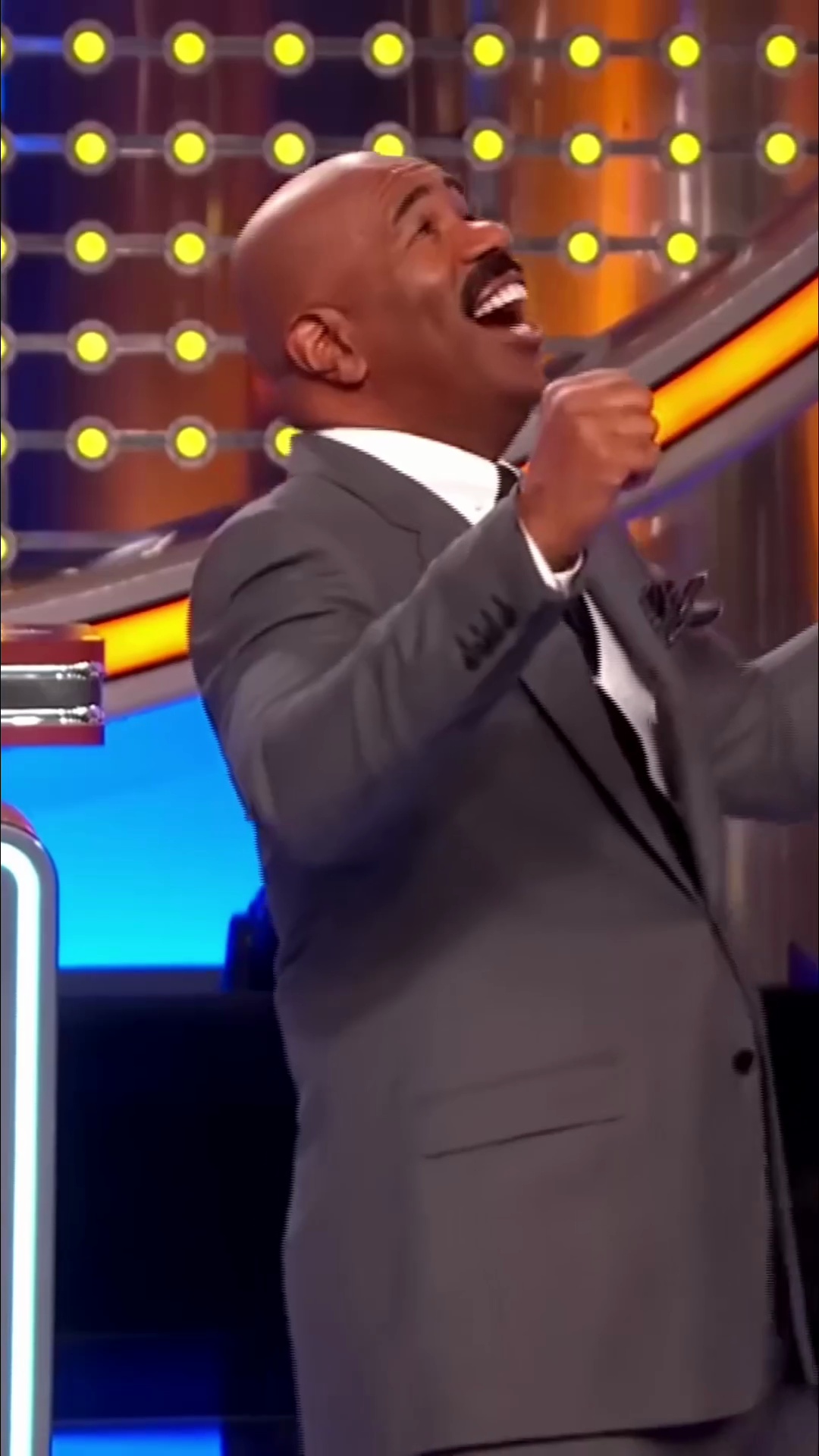 Steve smells like Sunday dinner and breaks family feud