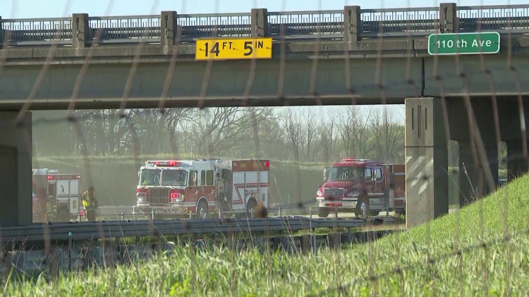 Truck hits 110th Avenue bridge in Allegan Co.