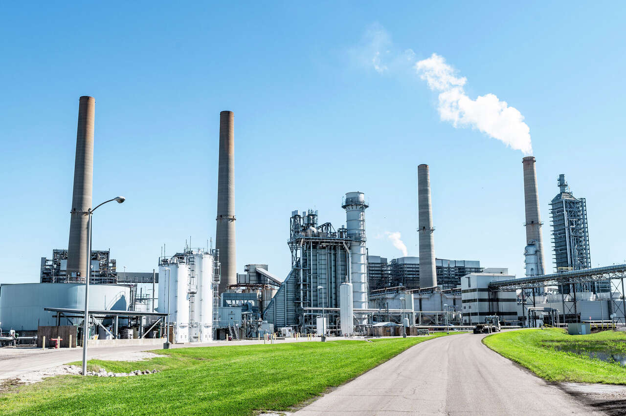 Data centers are facing scrutiny over their water usage. Here's why it ...