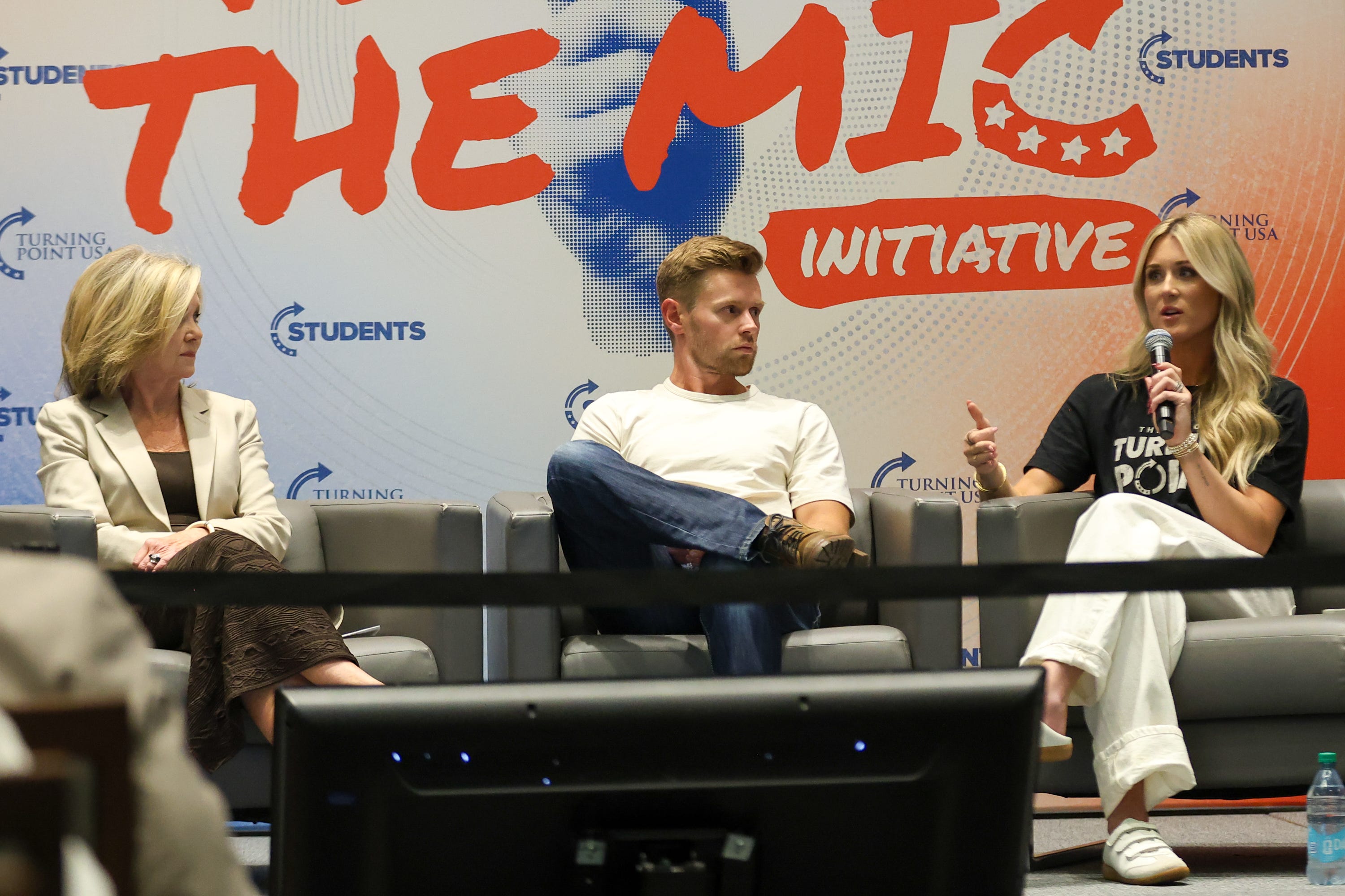 Blackburn, Riley Gaines join Turning Point USA on Tennessee campus