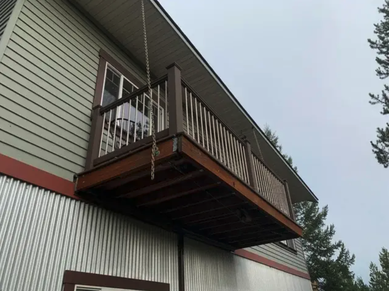 23 Deck-Enthusiasts Share Their Worst Decks