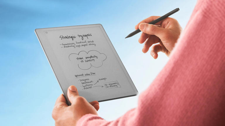 This tablet recreates the feeling of writing on paper – without the mess