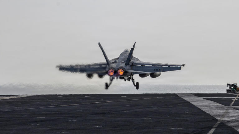 The US Navy shot out the rudder of an Iran blockade runner with a Super ...