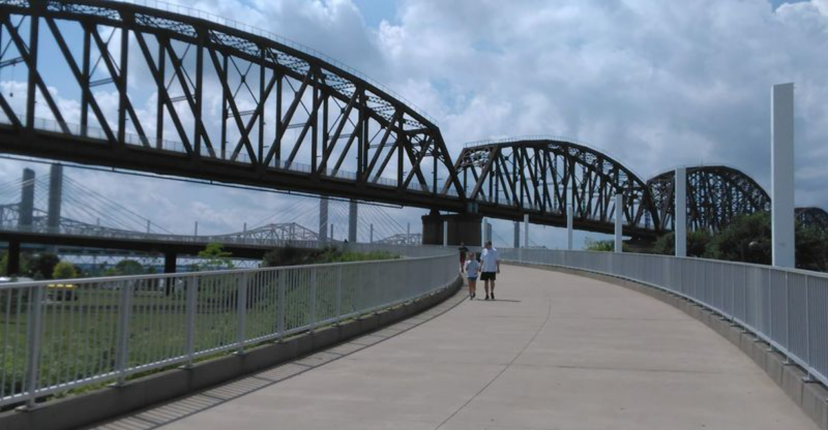 You can walk from Indiana to Kentucky on this half-mile historic ...