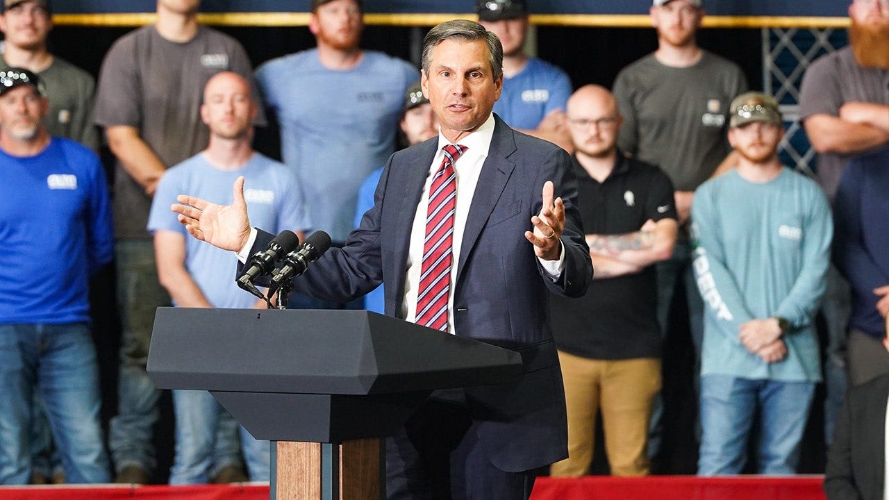 Former Tennessee head coach Derek Dooley running for US Senate in ...