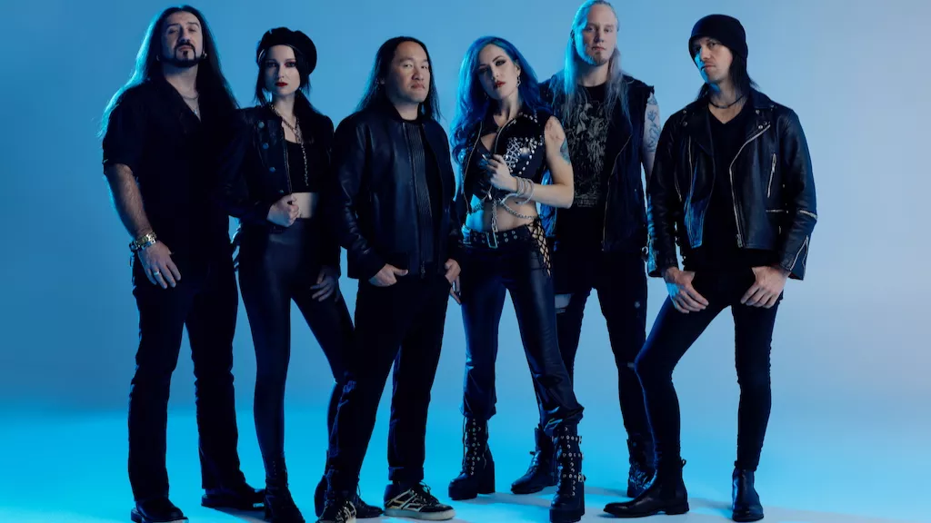 Daher ist Alissa White-Gluz bei Dragonforce eingestiegen