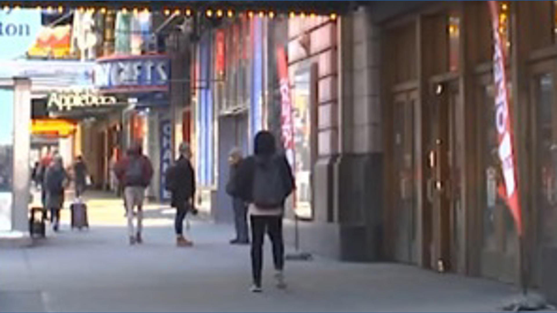 AMC set to screen live concerts in movie theaters nationwide