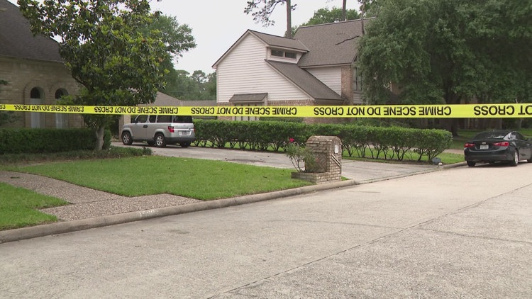 Homeowner shoots, kills man breaking into northwest Harris County home ...