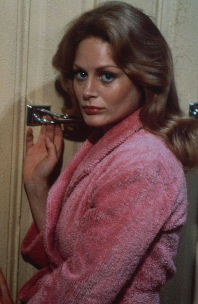 What happened to National Lampoon's Vacation star Beverly D'Angelo ...