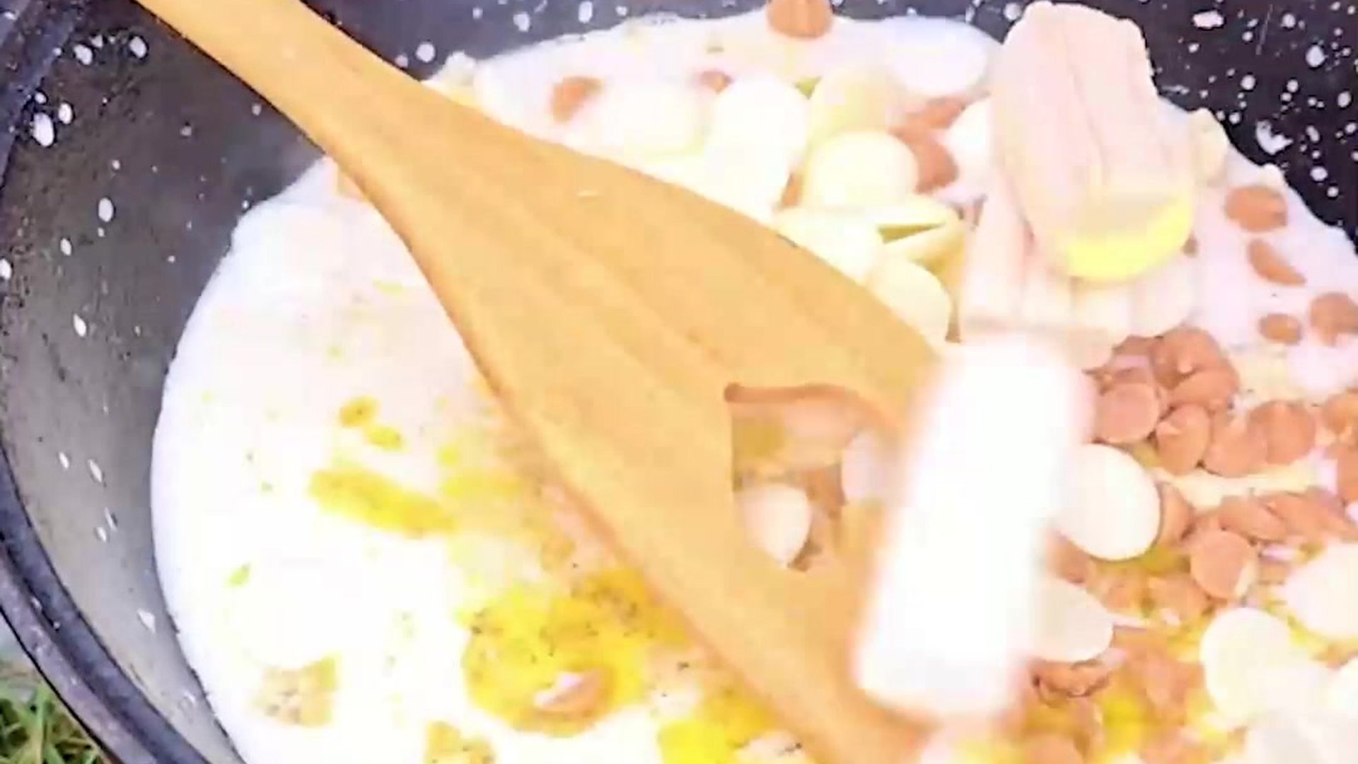 Outdoor dessert surprise
