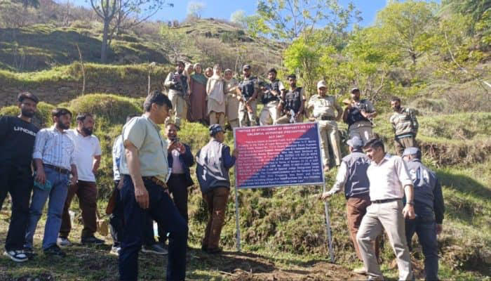 SIA Kashmir attach Kupwara property of LeT terrorist in narcotic terror ...