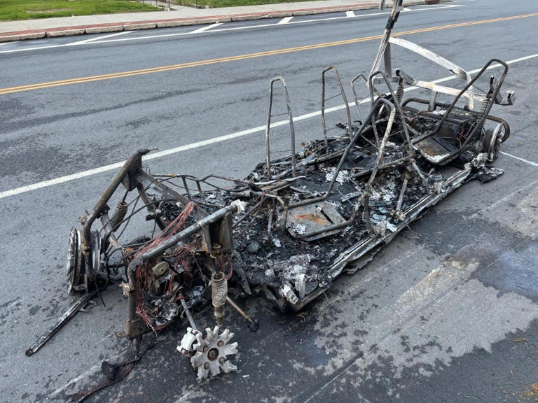 Massive New Roc City parking garage fire involving electric vehicle ...