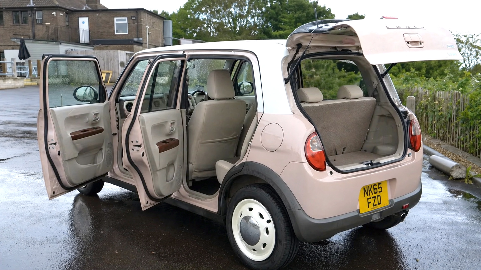 Is this small Japanese car more spacious than an Audi RS6?