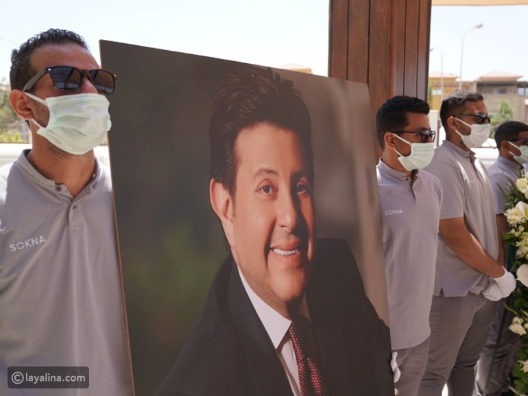 وداع مهيب لـ هاني شاكر: وصول الجثمان إلى مسجد أبو شقة ملفوفاً بعلم مصر