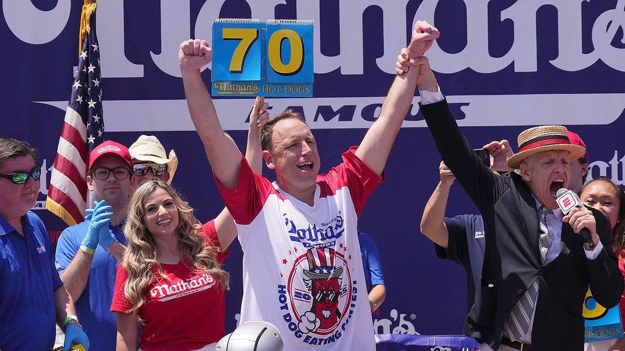 Joey Chestnut will defend Nathan's Hot Dog Eating Contest title on July ...