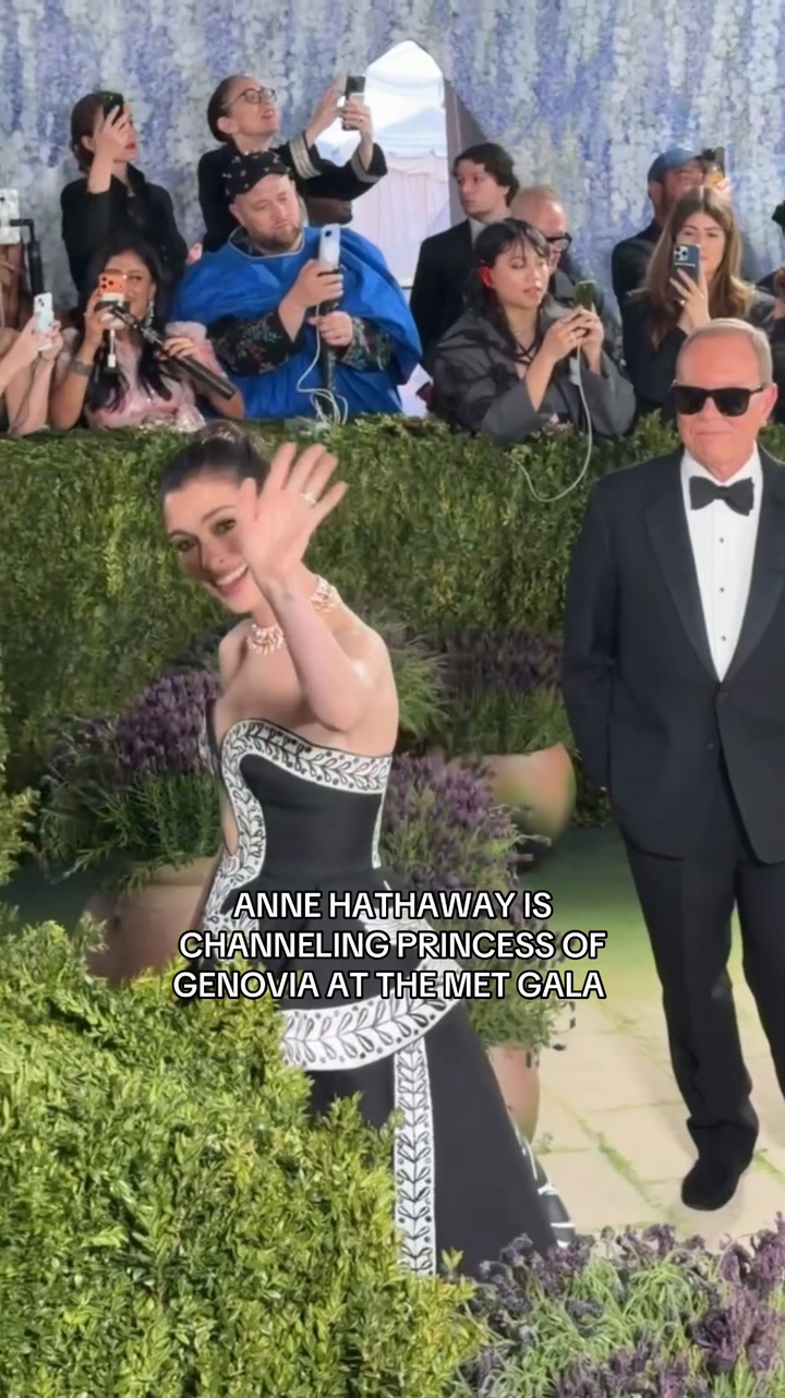 Anne Hathaway's stunning princess of Genovia moment