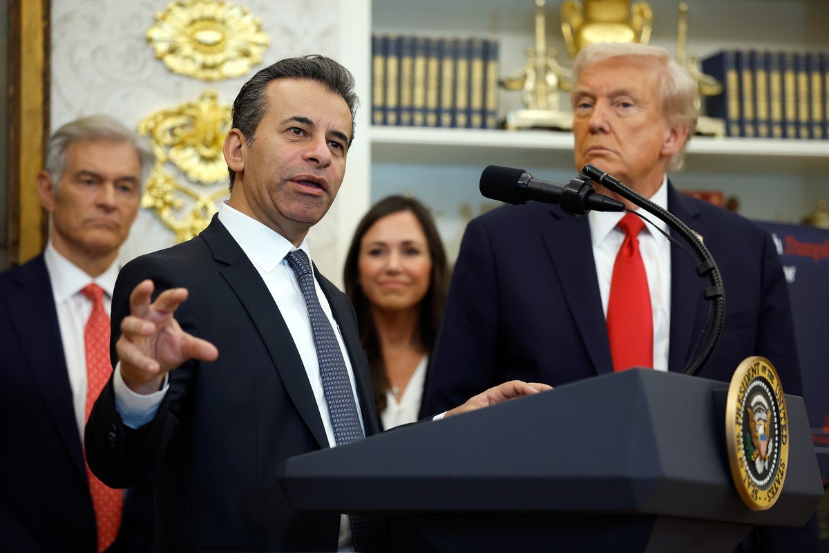 FDA approves four flavored vapes after pressure campaign from Trump