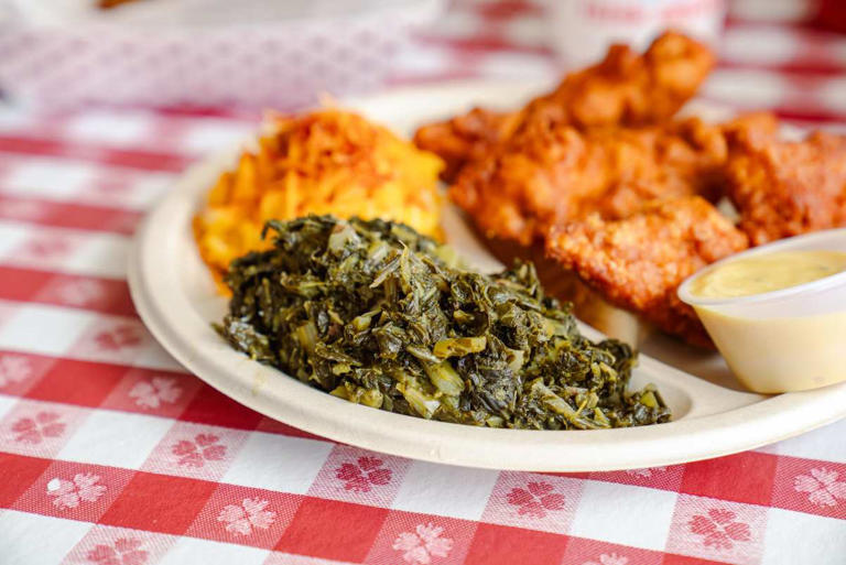 Gus’s World Famous Fried Chicken