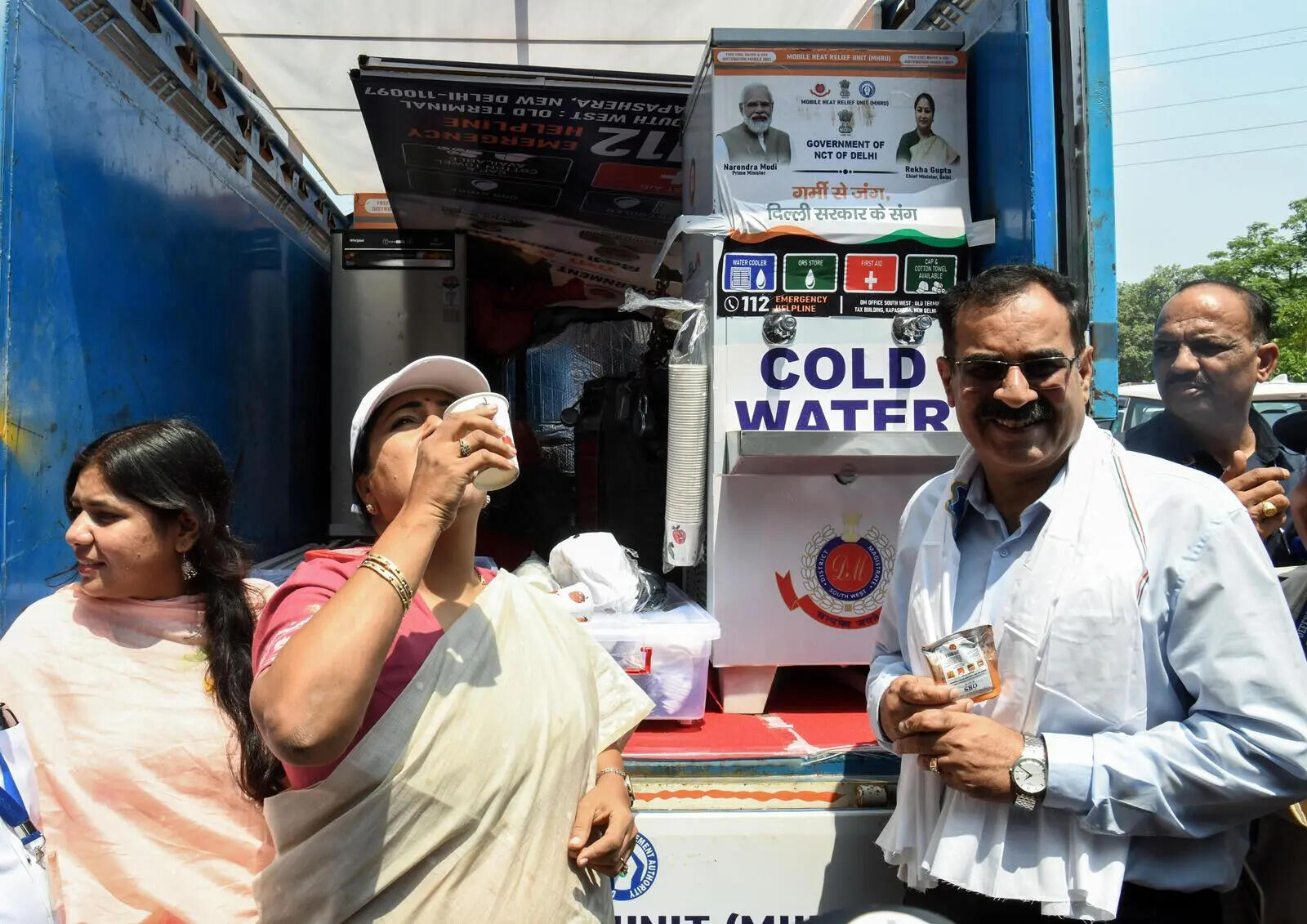 13 mobile units, ORS and water: As temperatures soar, Delhi govt takes ...