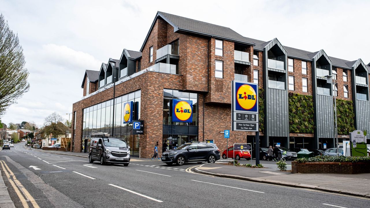 Lidl customers dub new loyalty scheme a 'slap in the face' and vow to ...