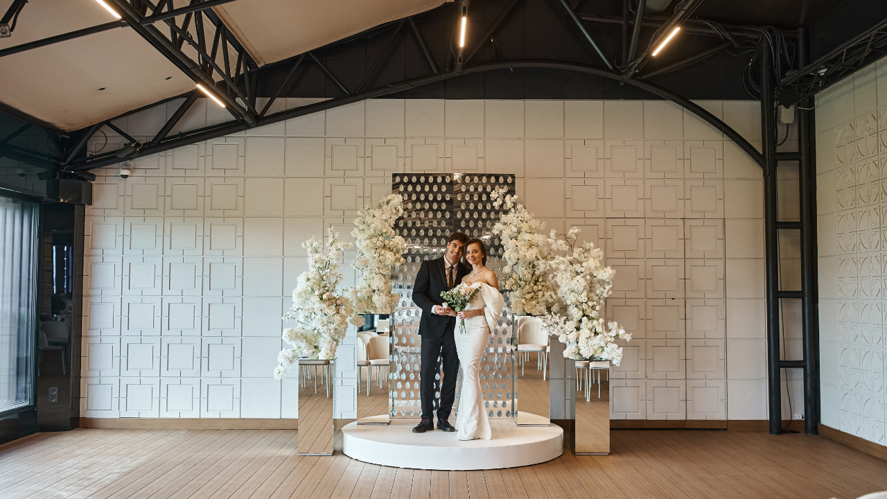20 common wedding mistakes that can frustrate guests