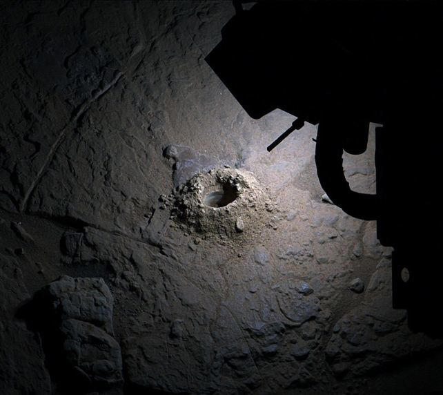 Curiosity drilled into a rock on Mars and gave scientists a big surprise