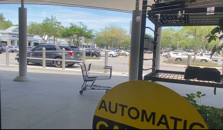 Heavy police activity at San Pablo Rd. and Atlantic Blvd., Jacksonville ...