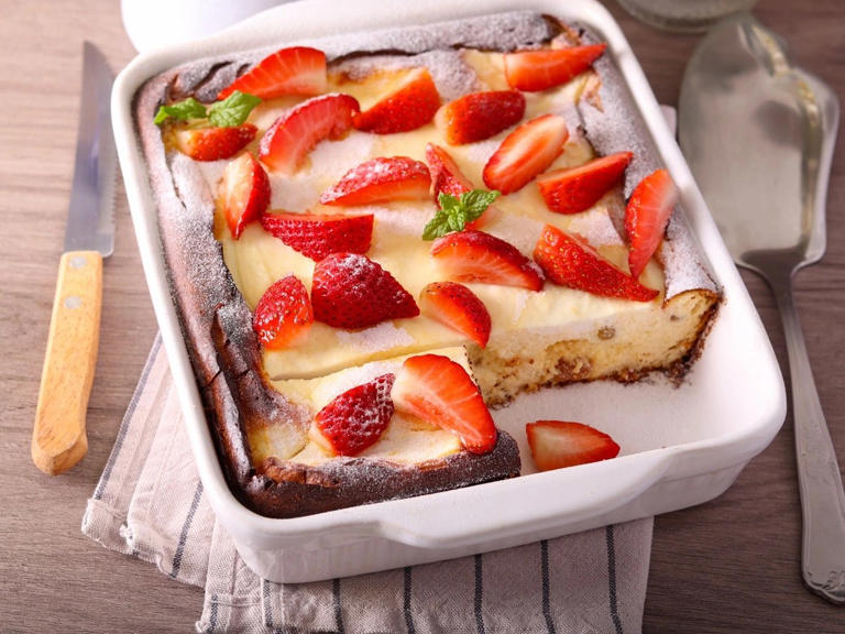 Receta de queso cottage al horno con pasas y fresas